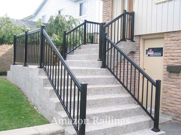Aluminum Pickets Railing for Deck, Porch & Stair in Toronto