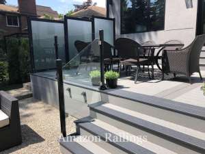 A Complete Guide To Choose the Ideal Glass Stair Railing